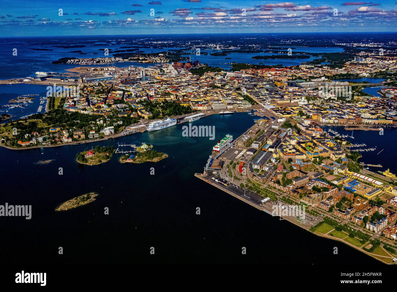 Helsinki in Finnland aus der Luft | Luftaufnahme von Helsinki in ...