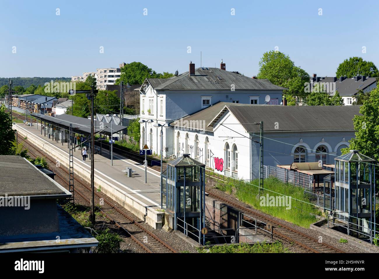 S bahn station -Fotos und -Bildmaterial in hoher Auflösung – Alamy