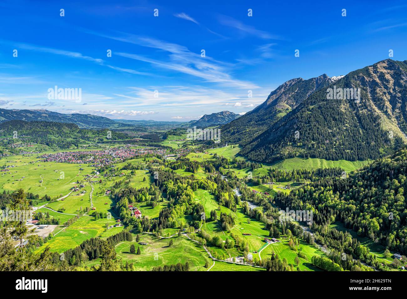 Schöne dörfer in bayern Stockfotos und -bilder Kaufen - Alamy