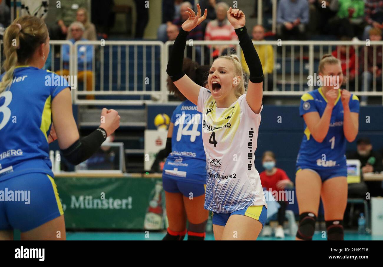 Anna pogany -Fotos und -Bildmaterial in hoher Auflösung – Alamy