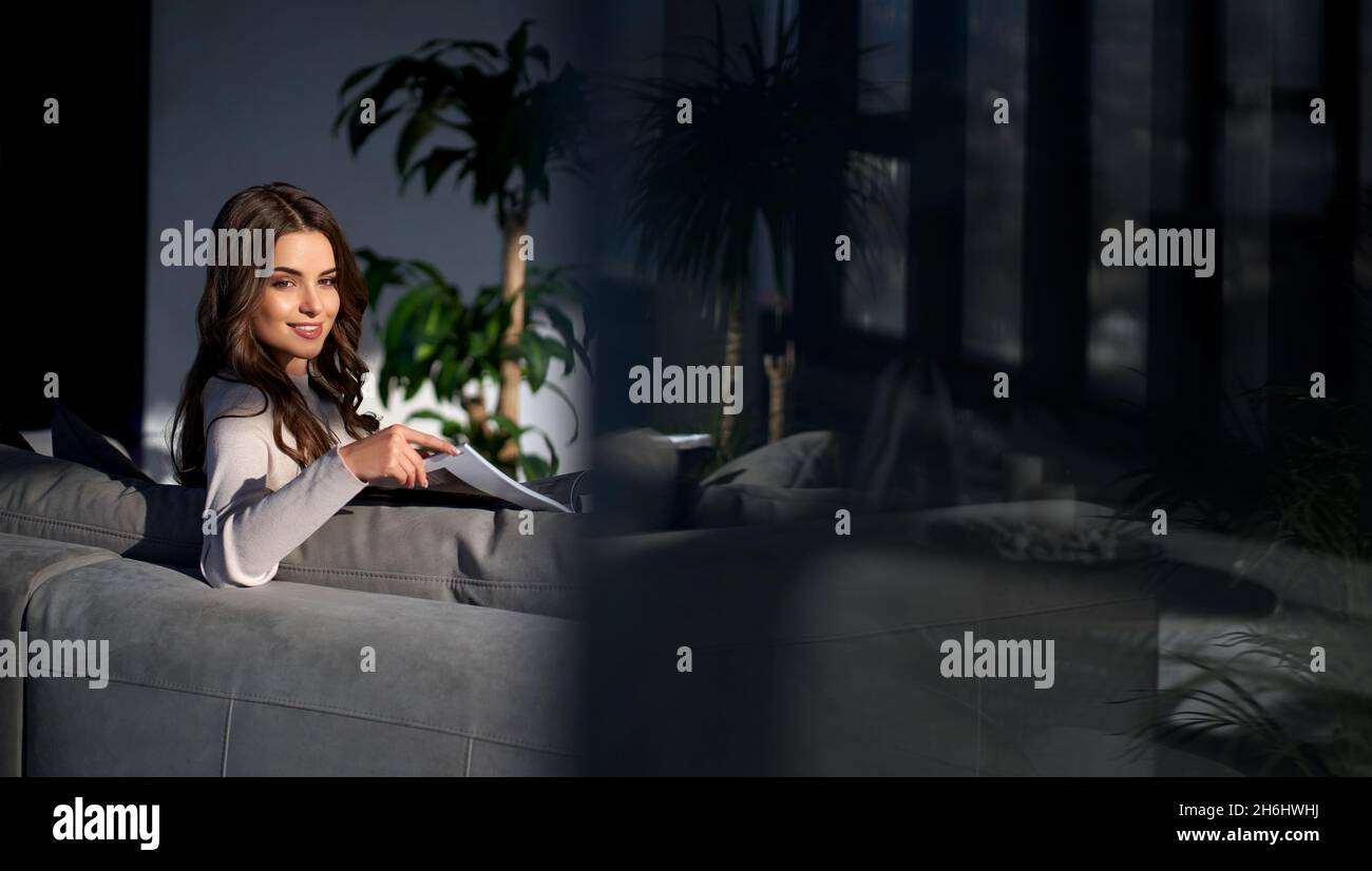 Jung und frei magazine -Fotos und -Bildmaterial in hoher Auflösung – Alamy