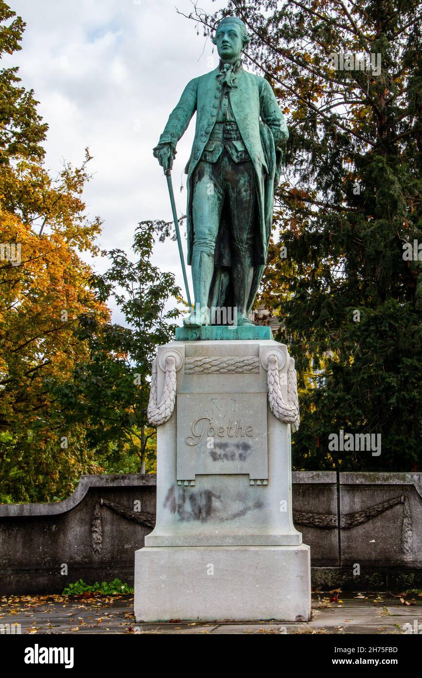 Statue von goethe -Fotos und -Bildmaterial in hoher Auflösung – Alamy