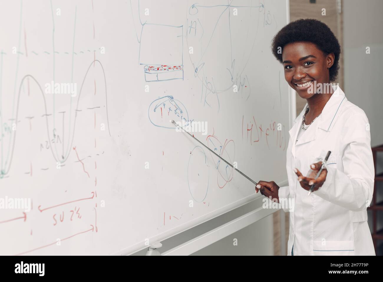 Female teacher pointer -Fotos und -Bildmaterial in hoher Auflösung – Alamy