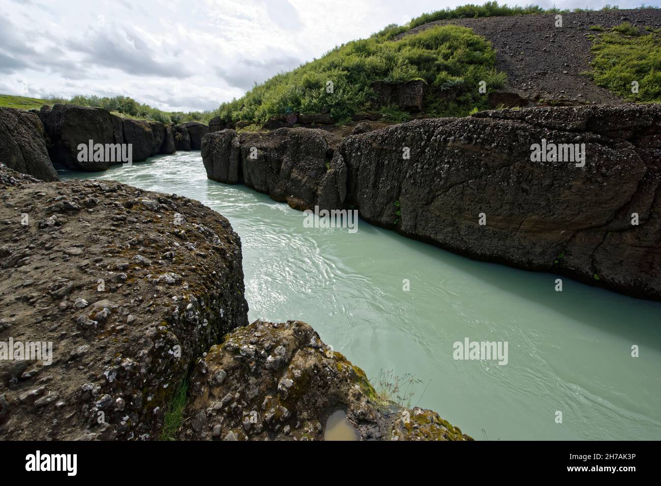 Bruarhlod Schlucht des Flusses Hvita in Island. Gullfoss Wasserfall ...