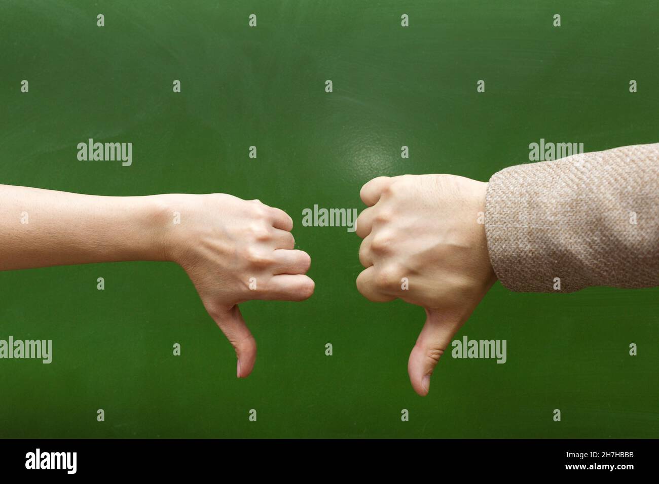 Daumen Nach Unten Symbol Stockfotos und -bilder Kaufen - Alamy