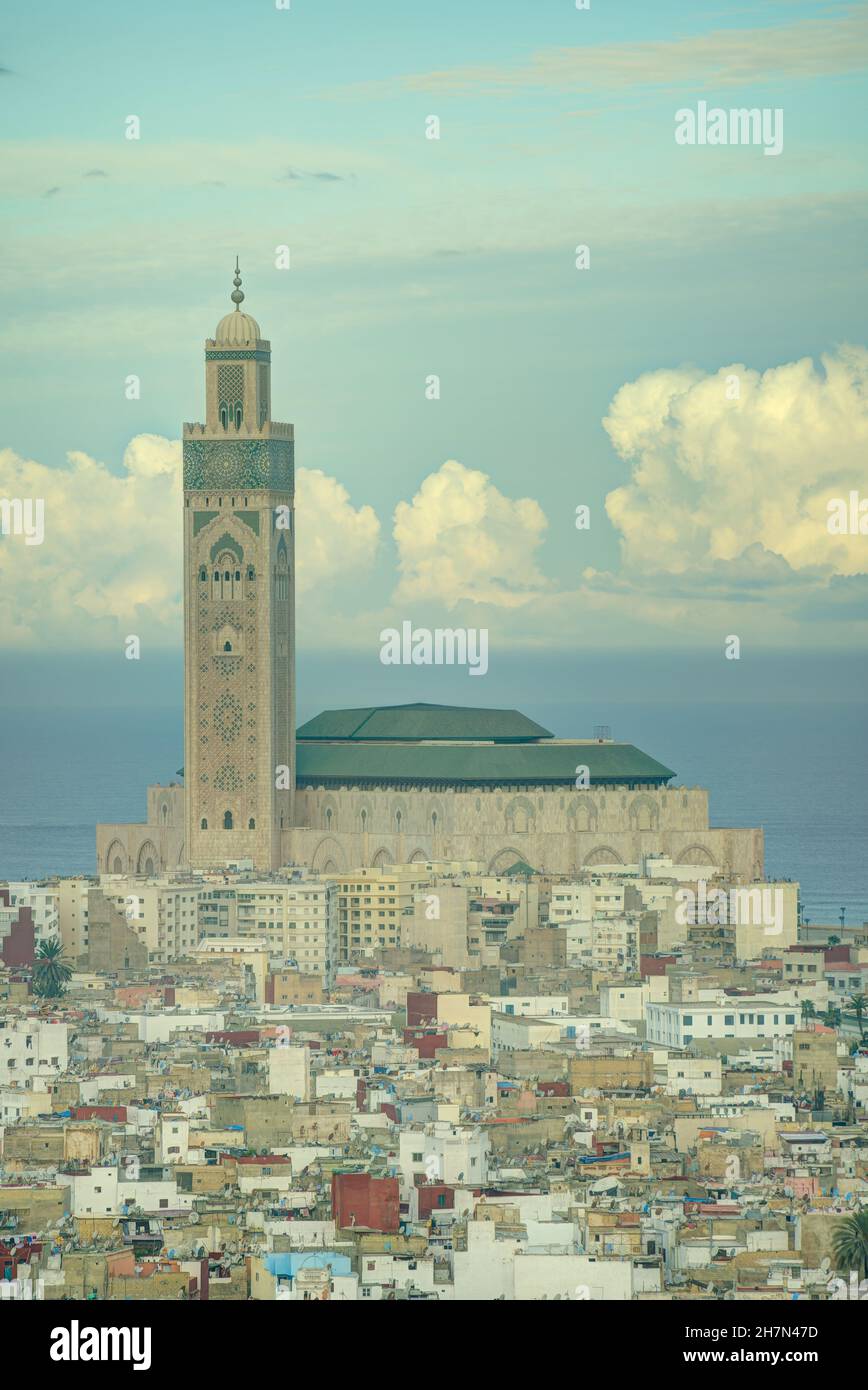 Skyline Und Moschee Hassan Ii Stockfotos Und Bilder Kaufen Alamy