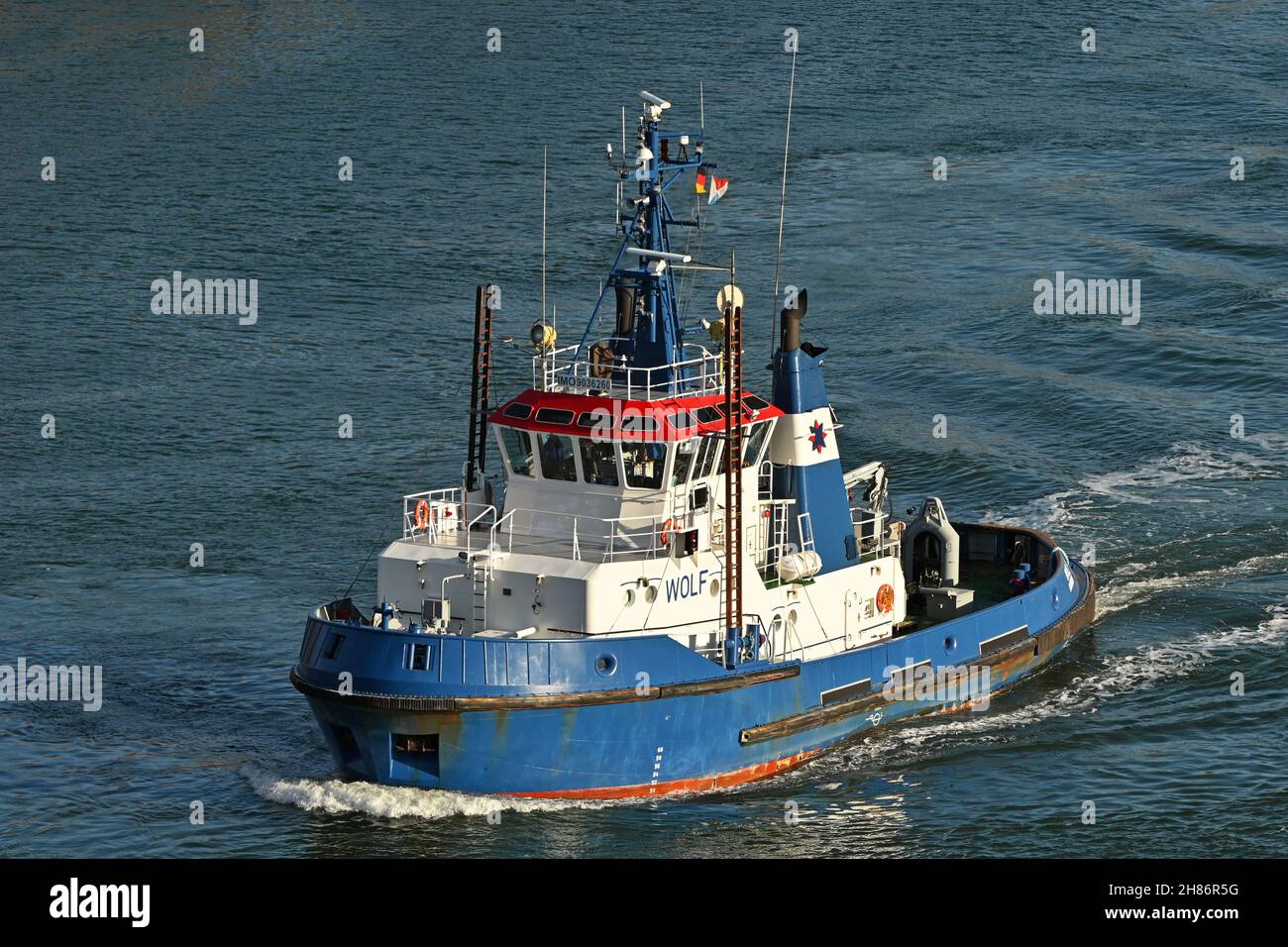 Fairplay schleppen -Fotos und -Bildmaterial in hoher Auflösung – Alamy