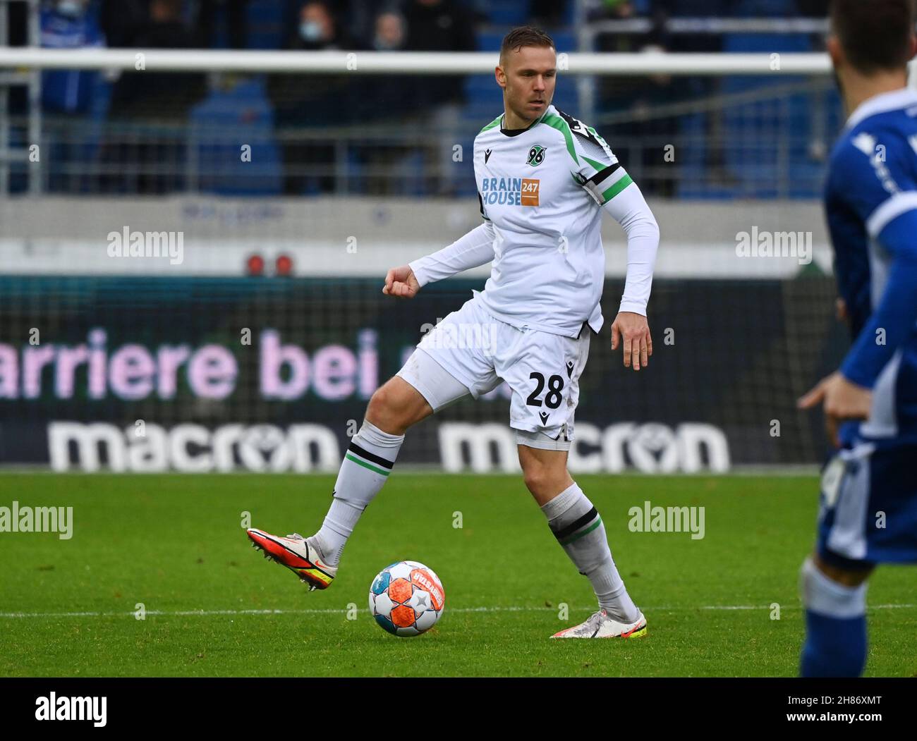 Marcel franke karlsruher sc -Fotos und -Bildmaterial in hoher Auflösung ...