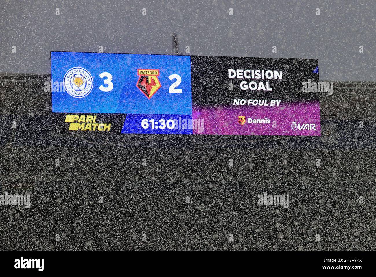 Var foul fussball -Fotos und -Bildmaterial in hoher Auflösung – Alamy