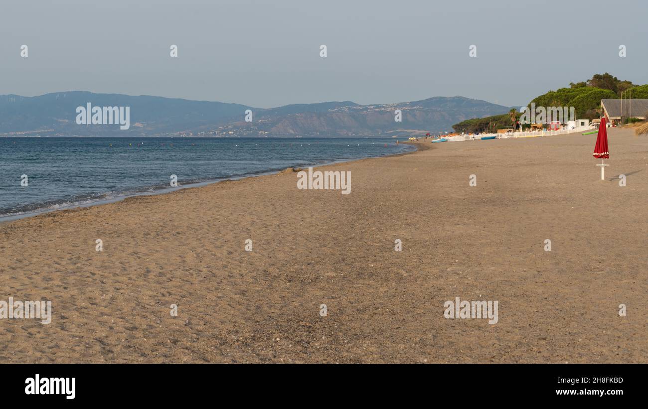Simeri strand -Fotos und -Bildmaterial in hoher Auflösung – Alamy