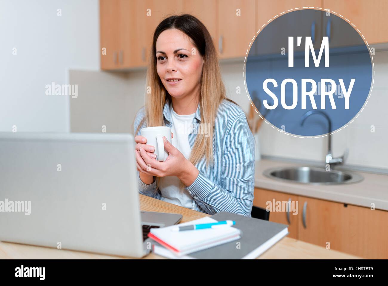 Entschuldigung schreibtisch -Fotos und -Bildmaterial in hoher Auflösung – Alamy