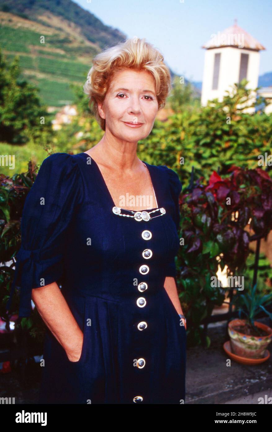 Christiane Hörbiger, österreichische Schauspielerin, in dem Fernsehfilm ...