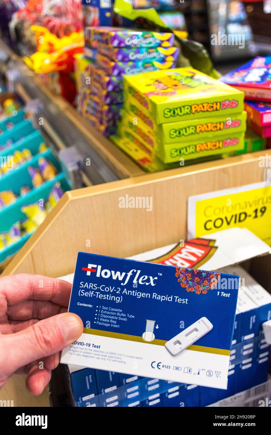 Flowflex SARS Cov 2 Antigen Rapid Test Self Testing Kit zum Verkauf im ...