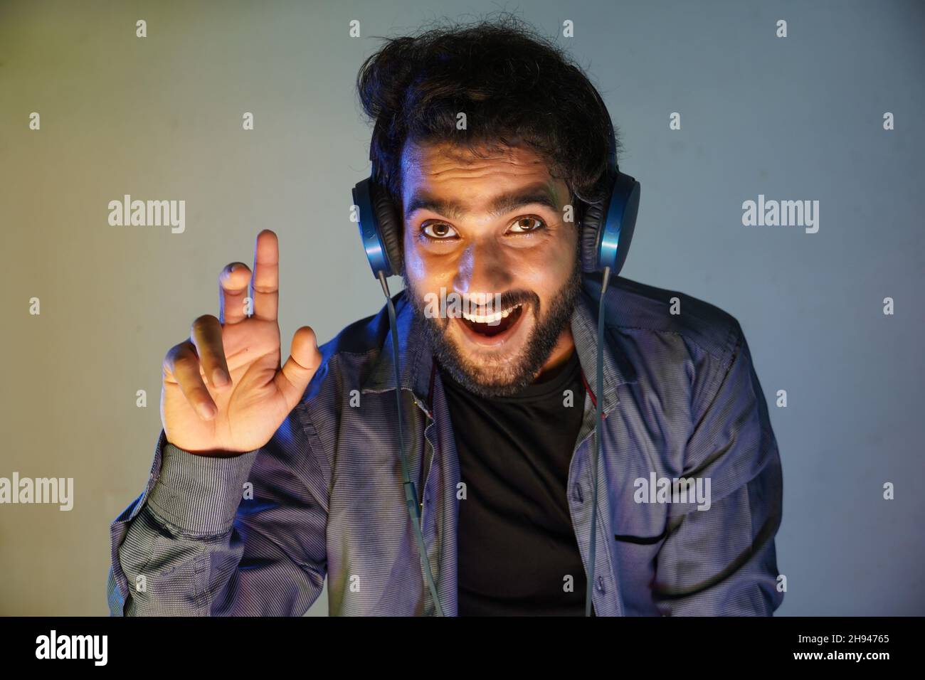 Musik noten vektor -Fotos und -Bildmaterial in hoher Auflösung – Alamy