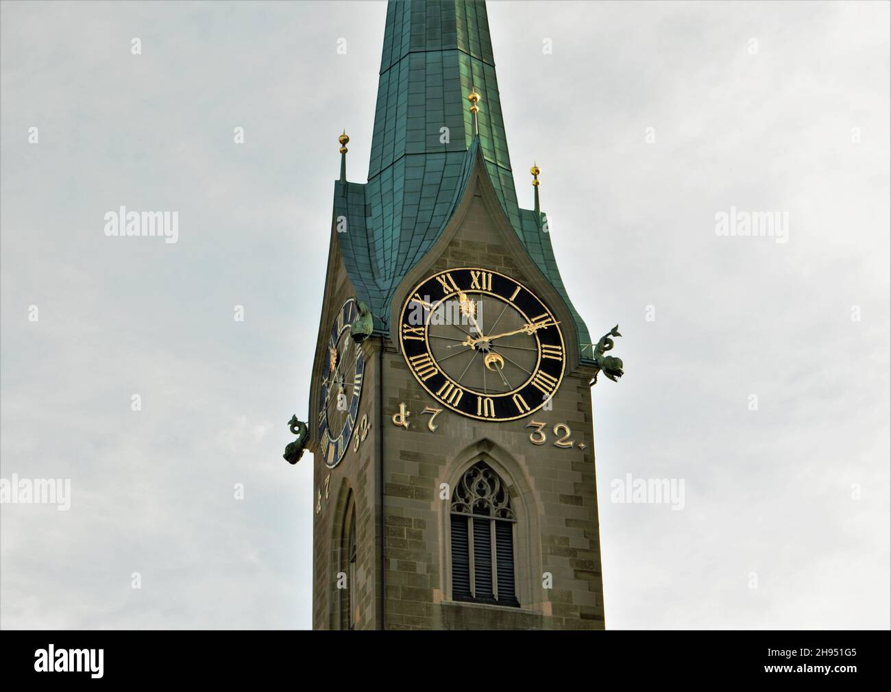 Church clock face tower Stockfotos und -bilder Kaufen - Alamy
