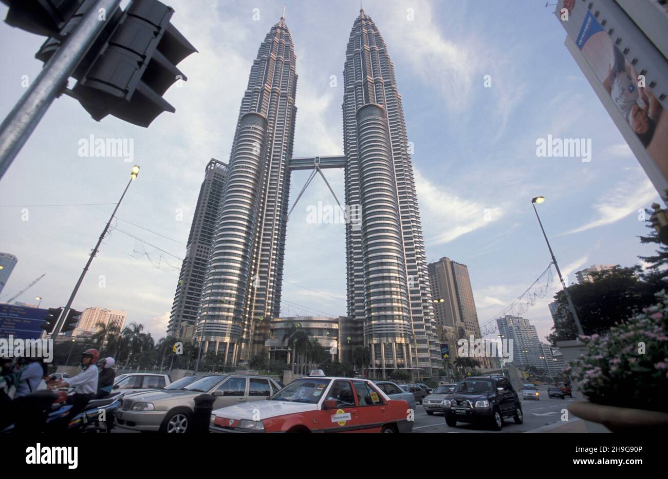 Die Architektur der Petronas Twin Towers in der Stadt Kuala Lumpur in Malaysia. Malaysia, Kuala ...