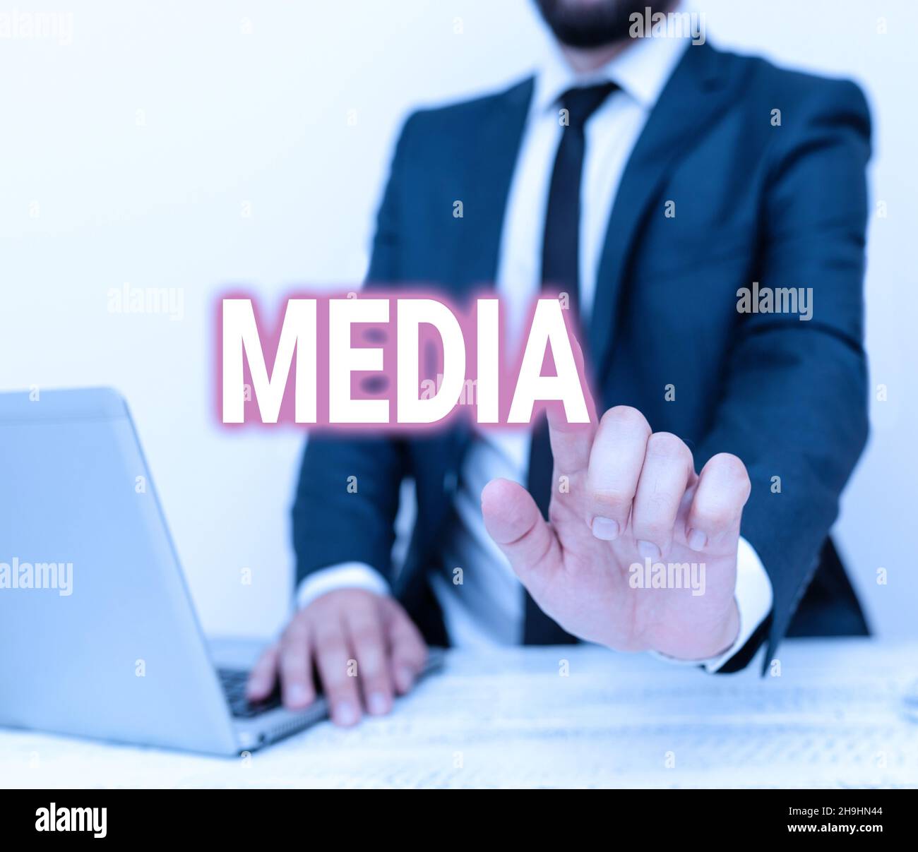 Textunterschrift mit Medienpräsentation. Konzeptfoto die wichtigsten ...
