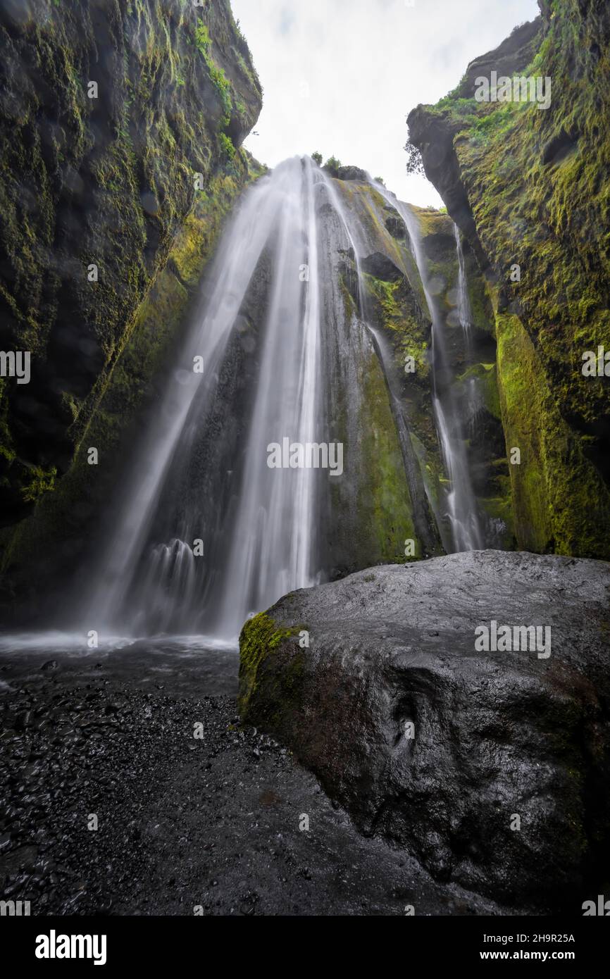 Gljufrabui waterfall -Fotos und -Bildmaterial in hoher Auflösung – Alamy