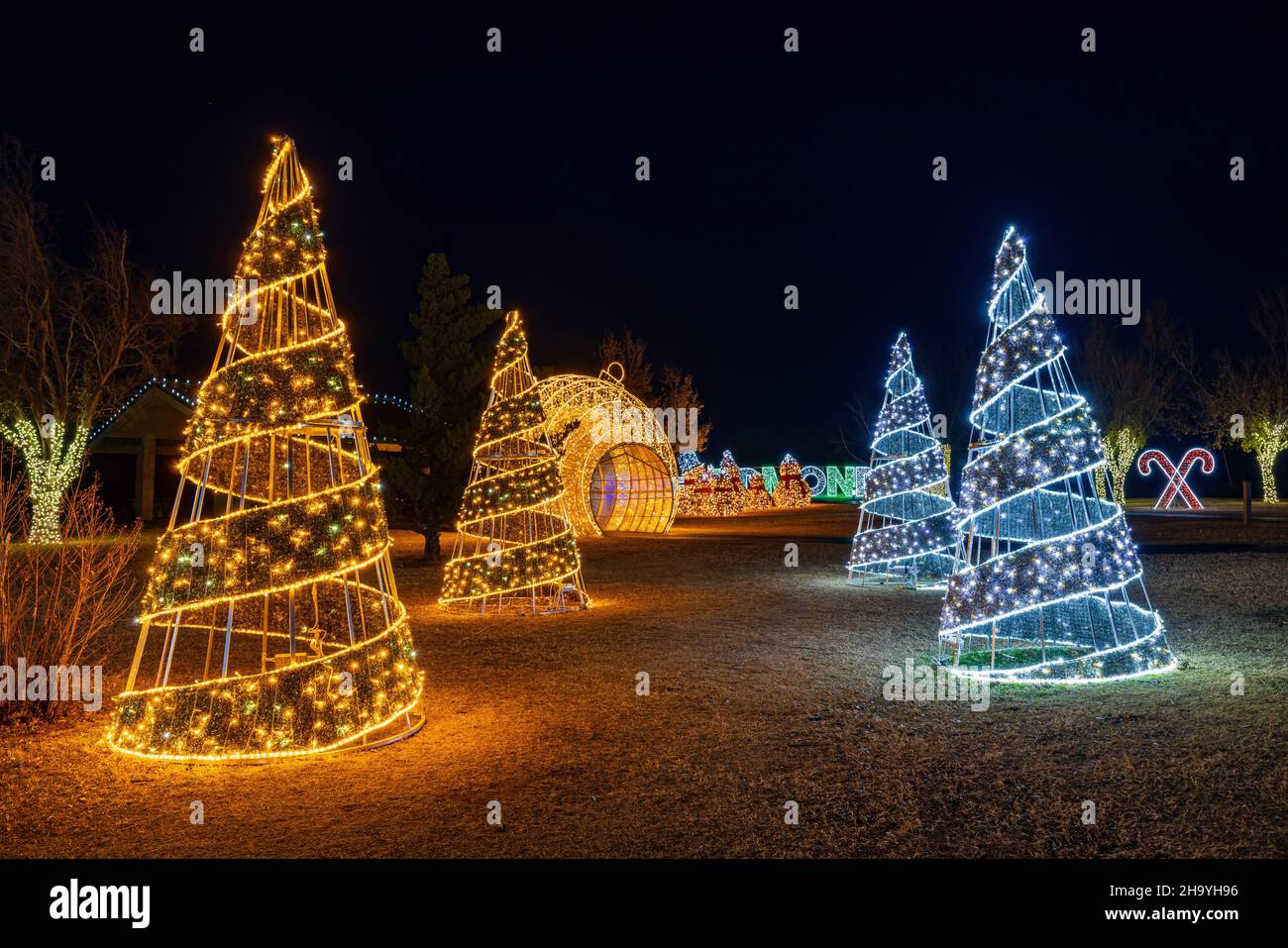 Nachtsicht den elektrischen park -Fotos und -Bildmaterial in hoher ...