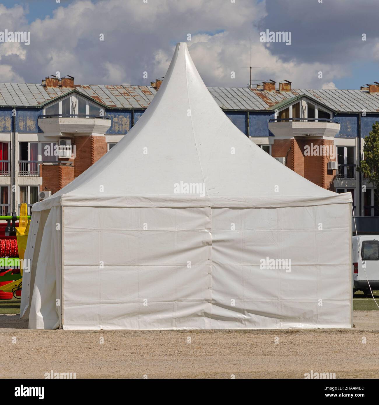 Canvas canopy -Fotos und -Bildmaterial in hoher Auflösung – Alamy