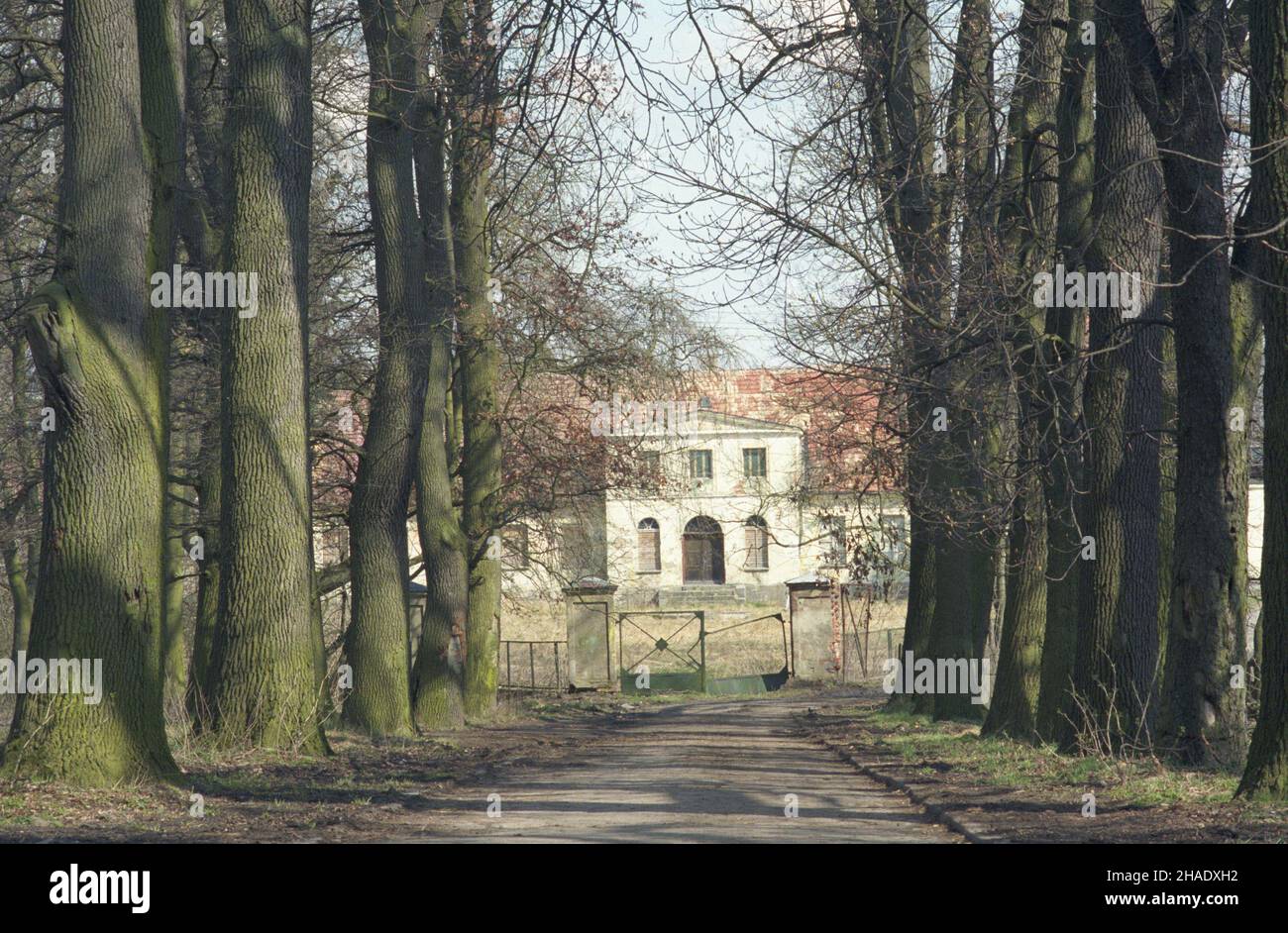 Zespol dworsko parkowy w kulicach -Fotos und -Bildmaterial in hoher ...