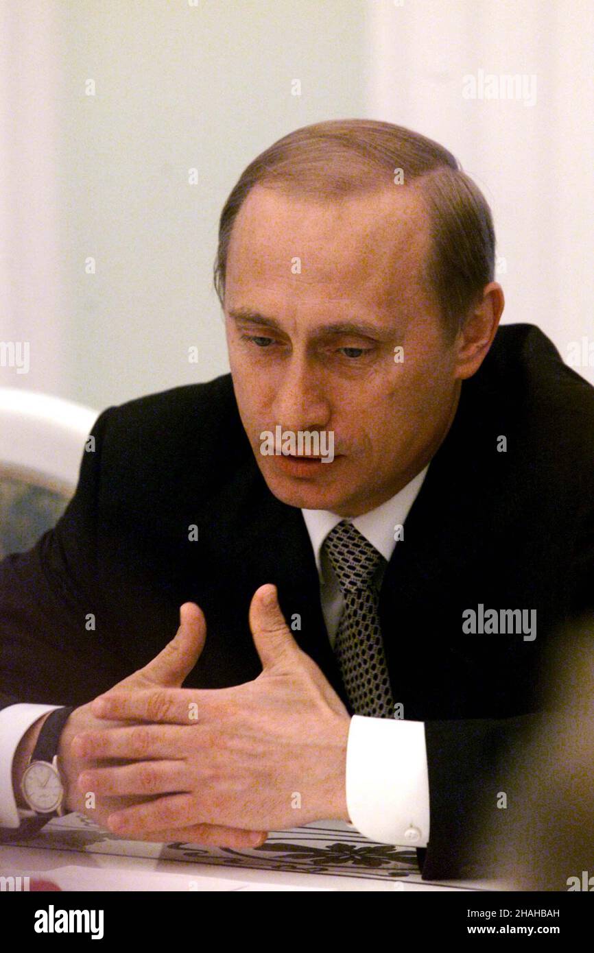 Vladimir putin 2000 -Fotos und -Bildmaterial in hoher Auflösung – Alamy