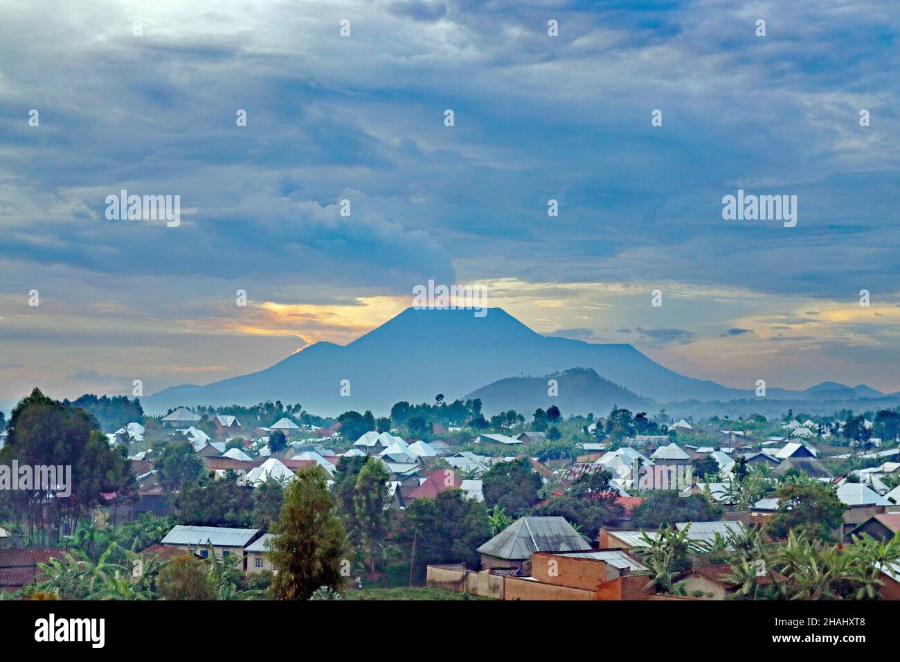 Nyiragongo goma -Fotos und -Bildmaterial in hoher Auflösung – Alamy