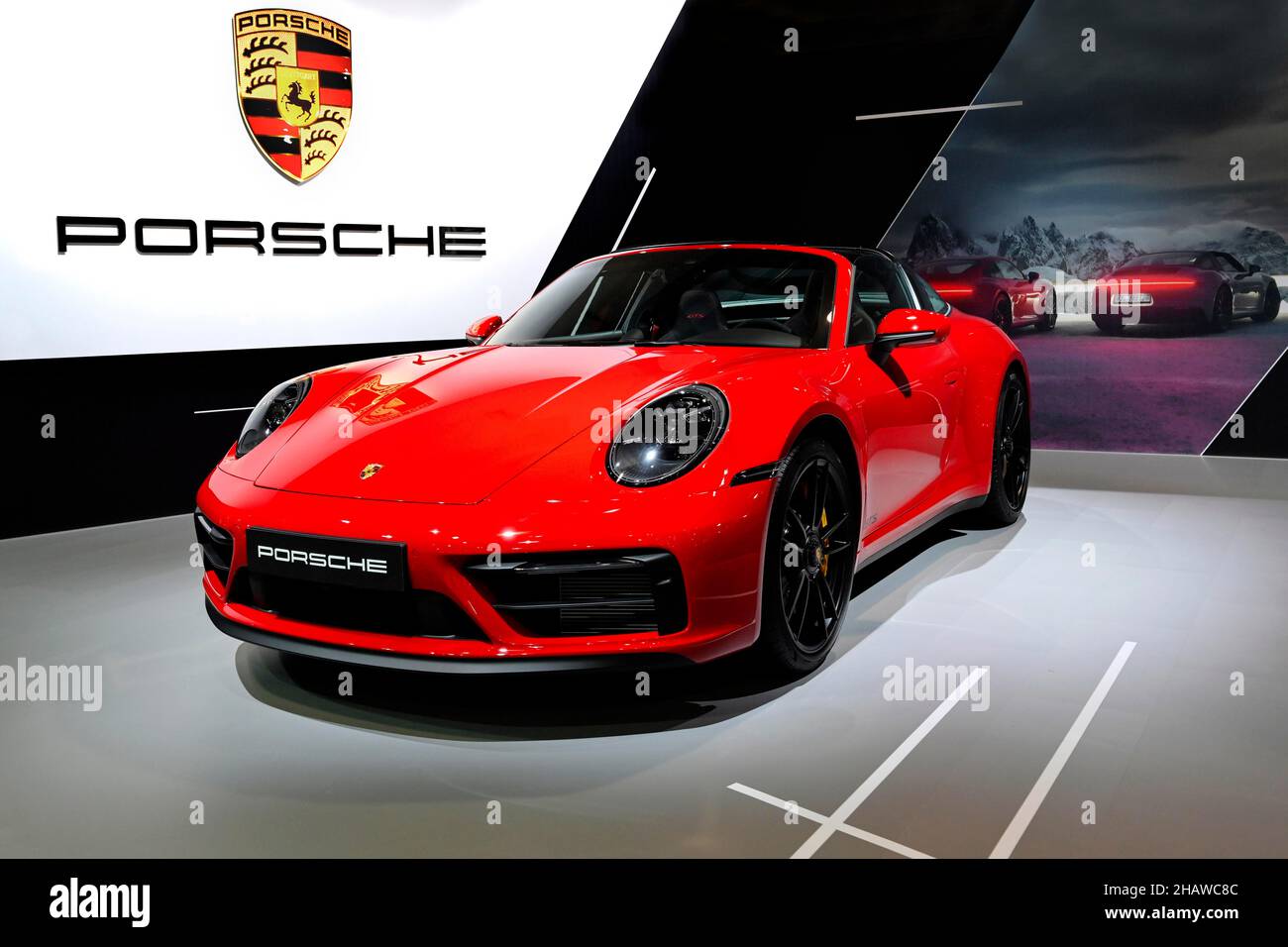 911 porsche logos -Fotos und -Bildmaterial in hoher Auflösung – Alamy
