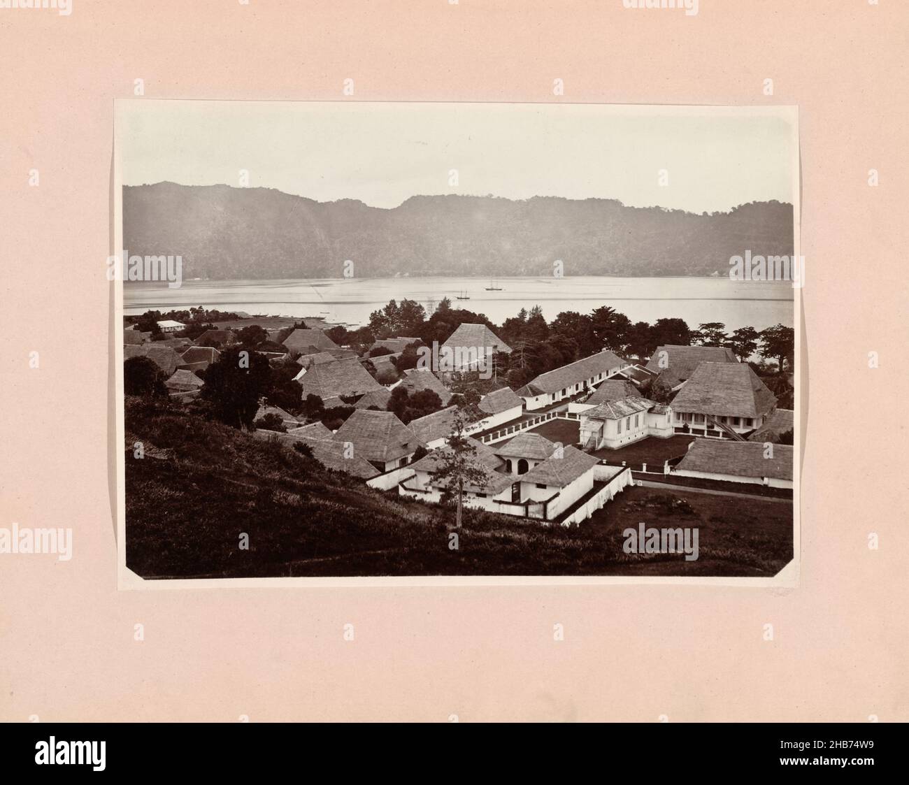 Ansicht von Bandaneira und Great Banda (Lontor oder Banda Besar ...