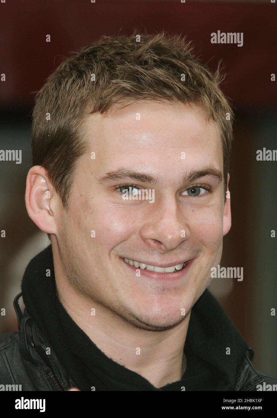Lee Ryan tritt seinen neuen „Bandkollegen“ bei, um an der Costa, Argyll ...