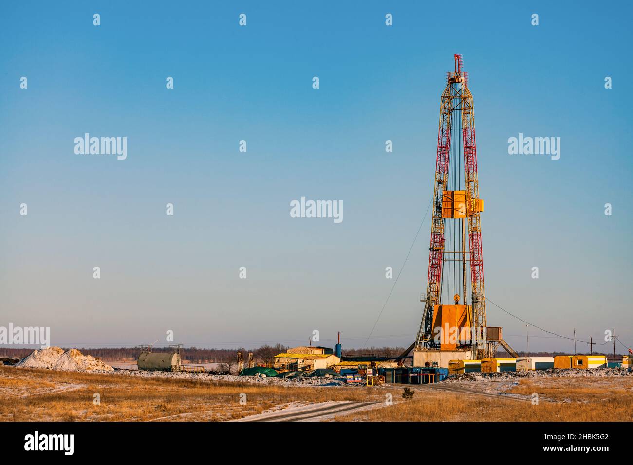Wellhead tower -Fotos und -Bildmaterial in hoher Auflösung – Alamy
