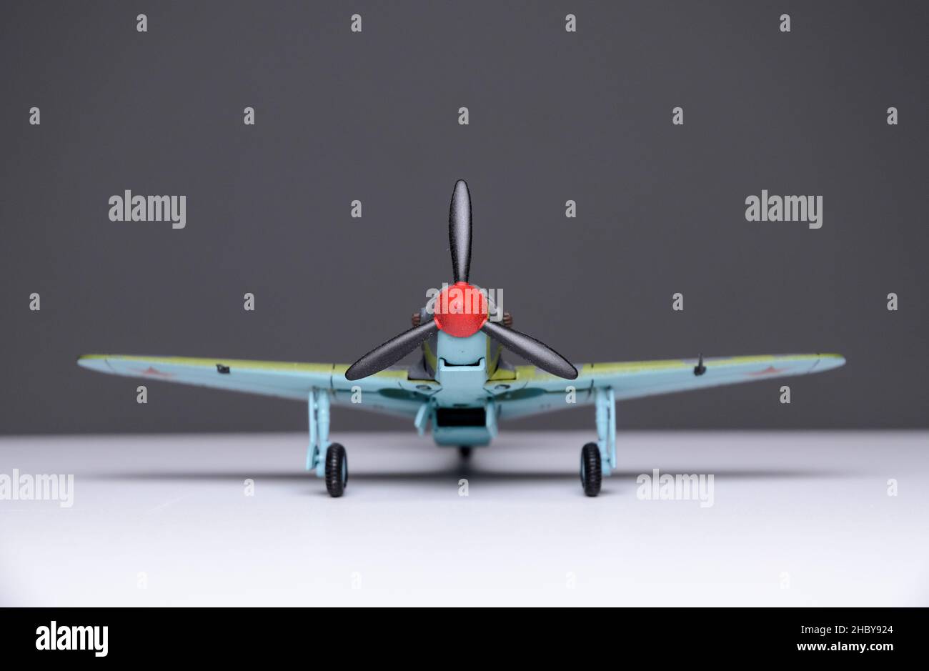 Jakowlew Jak-9 aus der sowjetzeit (1942) einsitzige Kampfflugzeuge ...