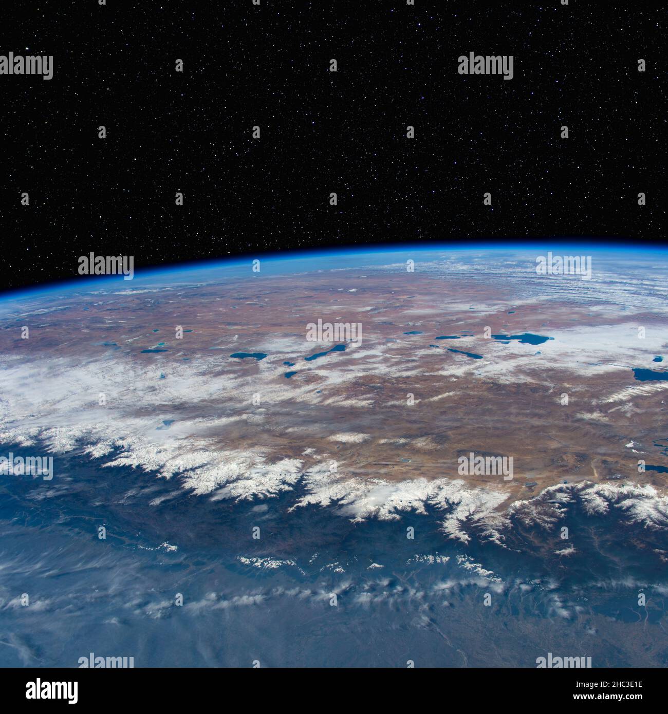 Nepal und Tibet mit dem Himalaya aus dem All. Elemente dieses Bildes ...
