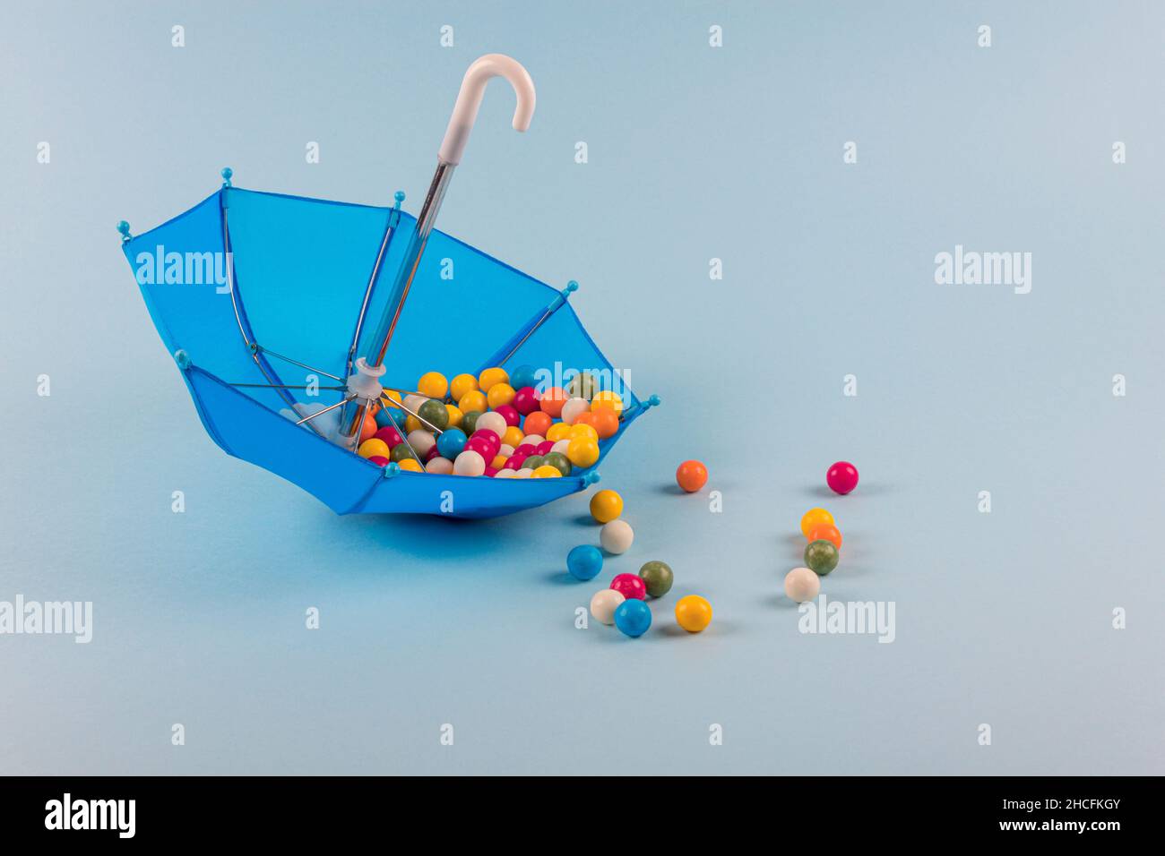 Spanischer regenschirm Stockfotos und -bilder Kaufen - Alamy