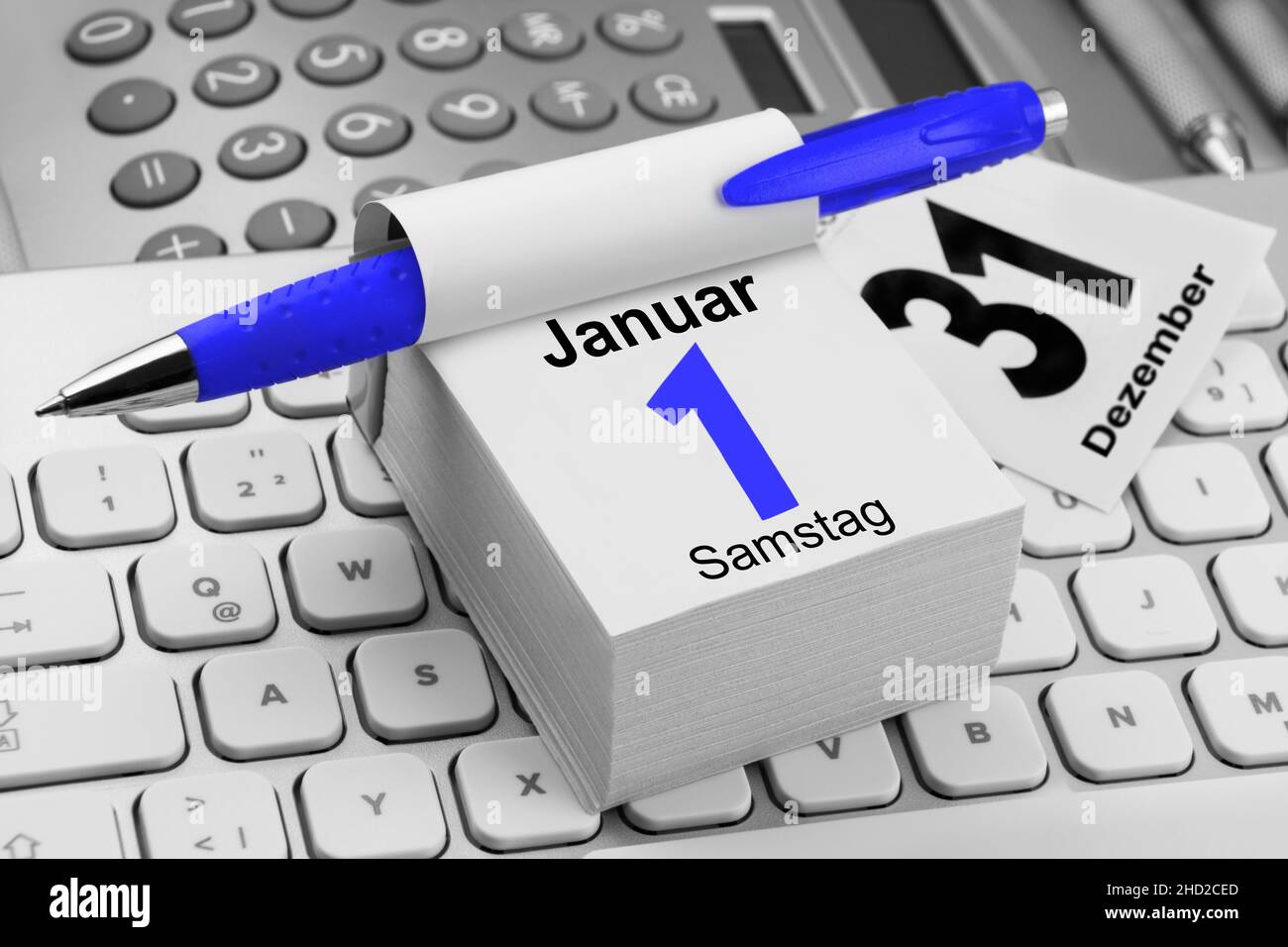 Deutscher Kalender 2022 Samstag 1. Januar und 2021. Dezember mit PC ...