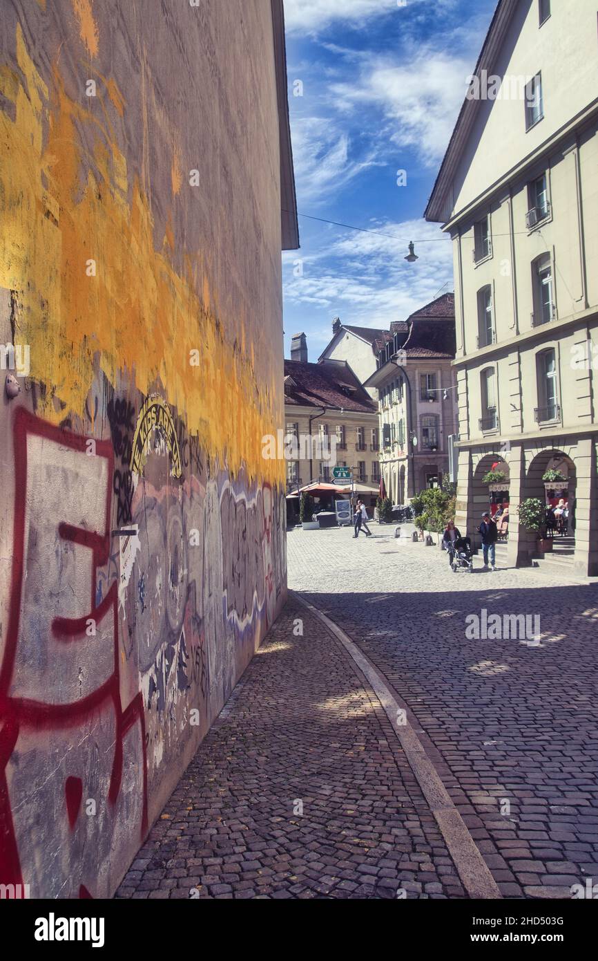 Berner stil -Fotos und -Bildmaterial in hoher Auflösung – Alamy