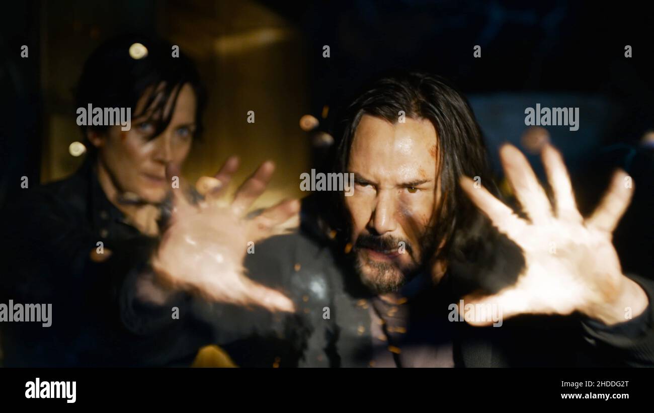 USA. Keanu Reeves und Carrie-Anne Moss in (C)Warner Bros neuem Film ...
