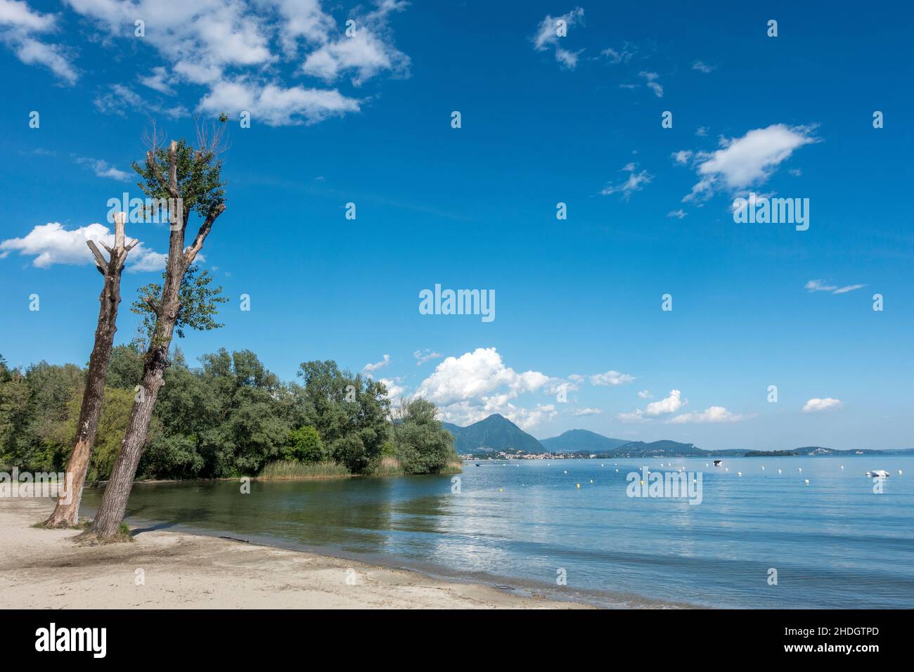 Feriolo seeufer -Fotos und -Bildmaterial in hoher Auflösung – Alamy