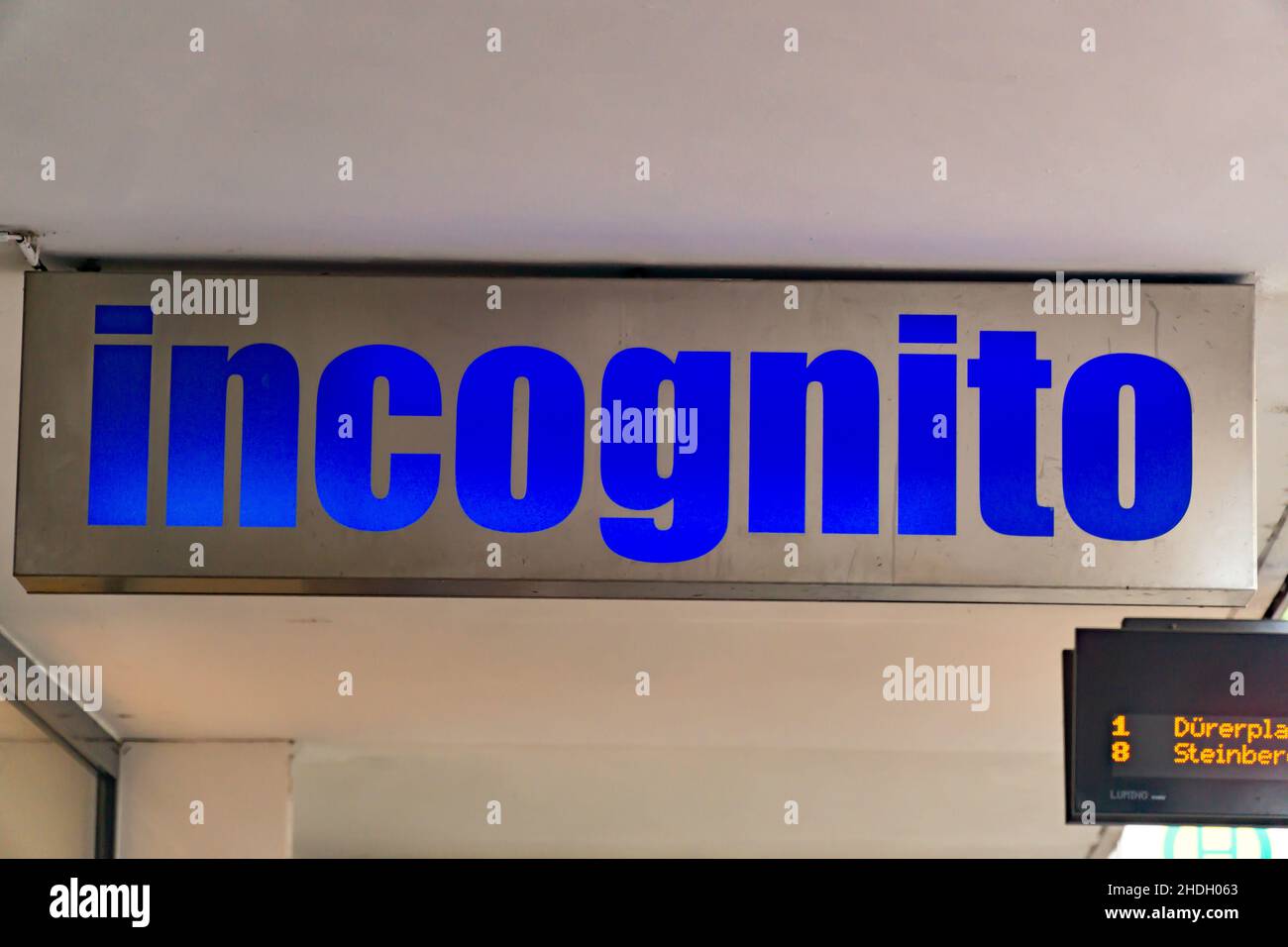 Incognito logo -Fotos und -Bildmaterial in hoher Auflösung – Alamy