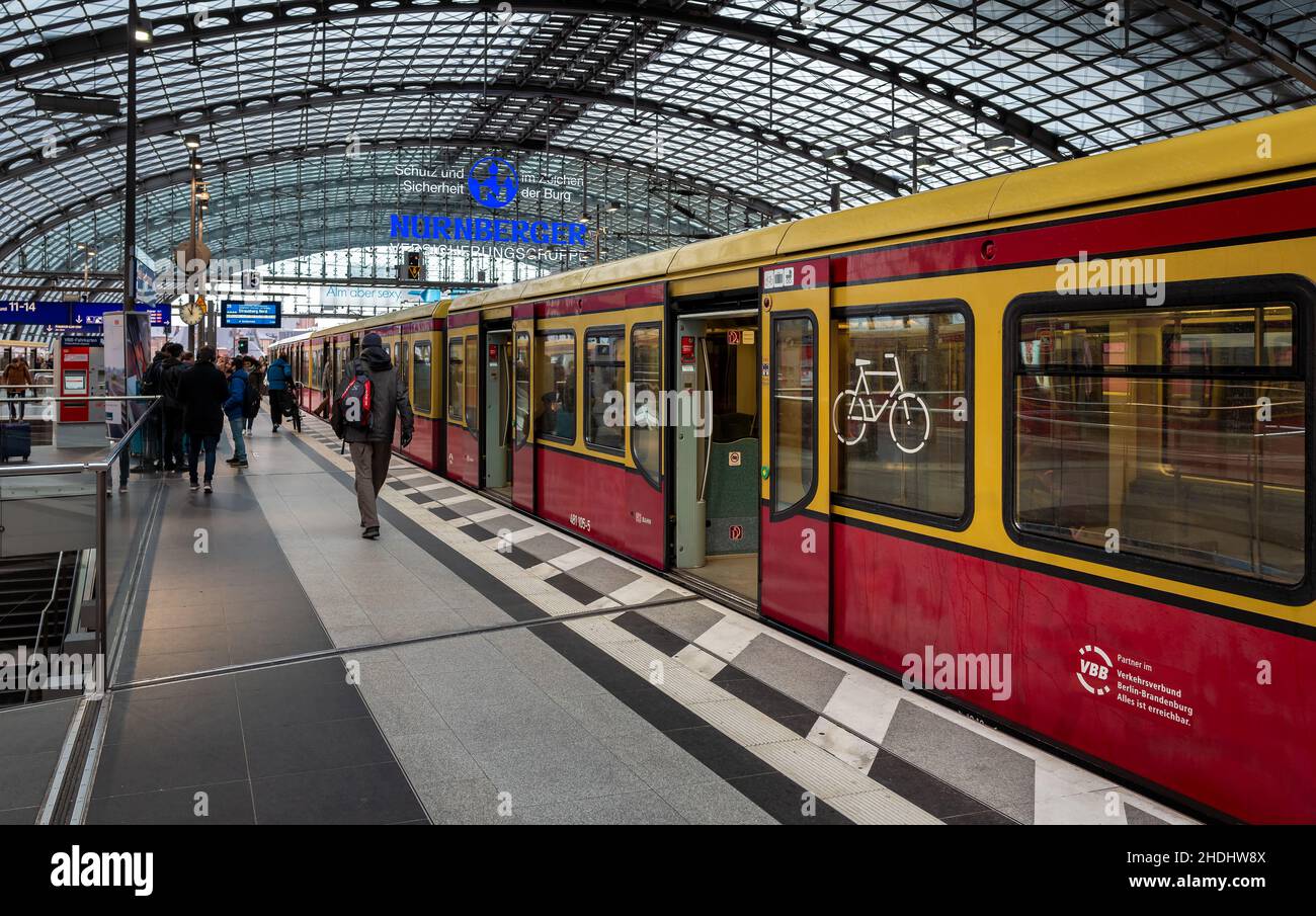 Bahnsteig, Hauptbahnhof, S-Bahn, Bahnsteige, Hauptbahnhöfe, S-Bahn ...