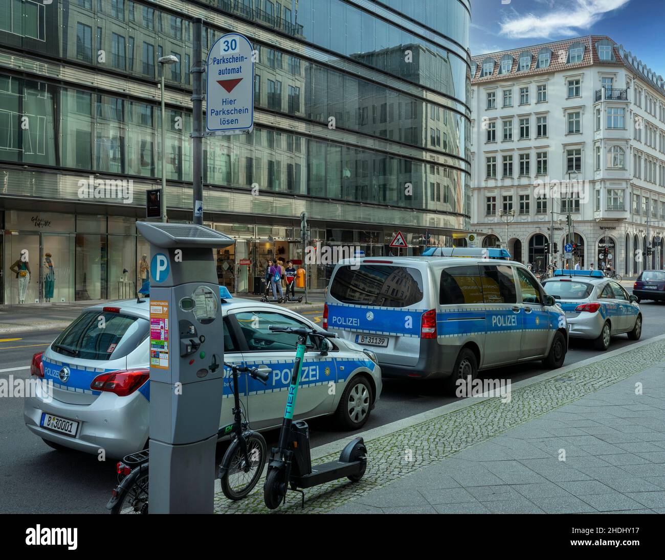 Polizei, Polizeiauto, Polizei, Polizeiautos Stockfotografie - Alamy
