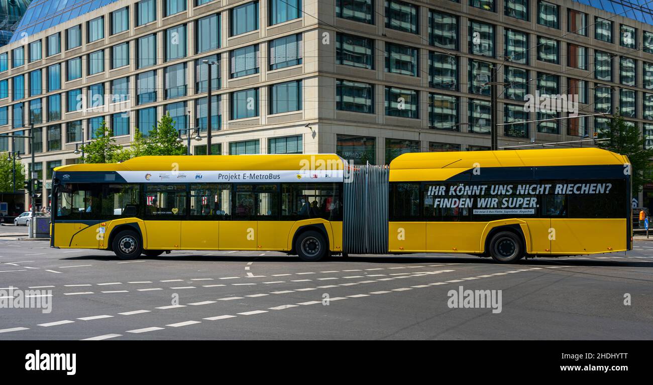 Berlin busse -Fotos und -Bildmaterial in hoher Auflösung – Alamy