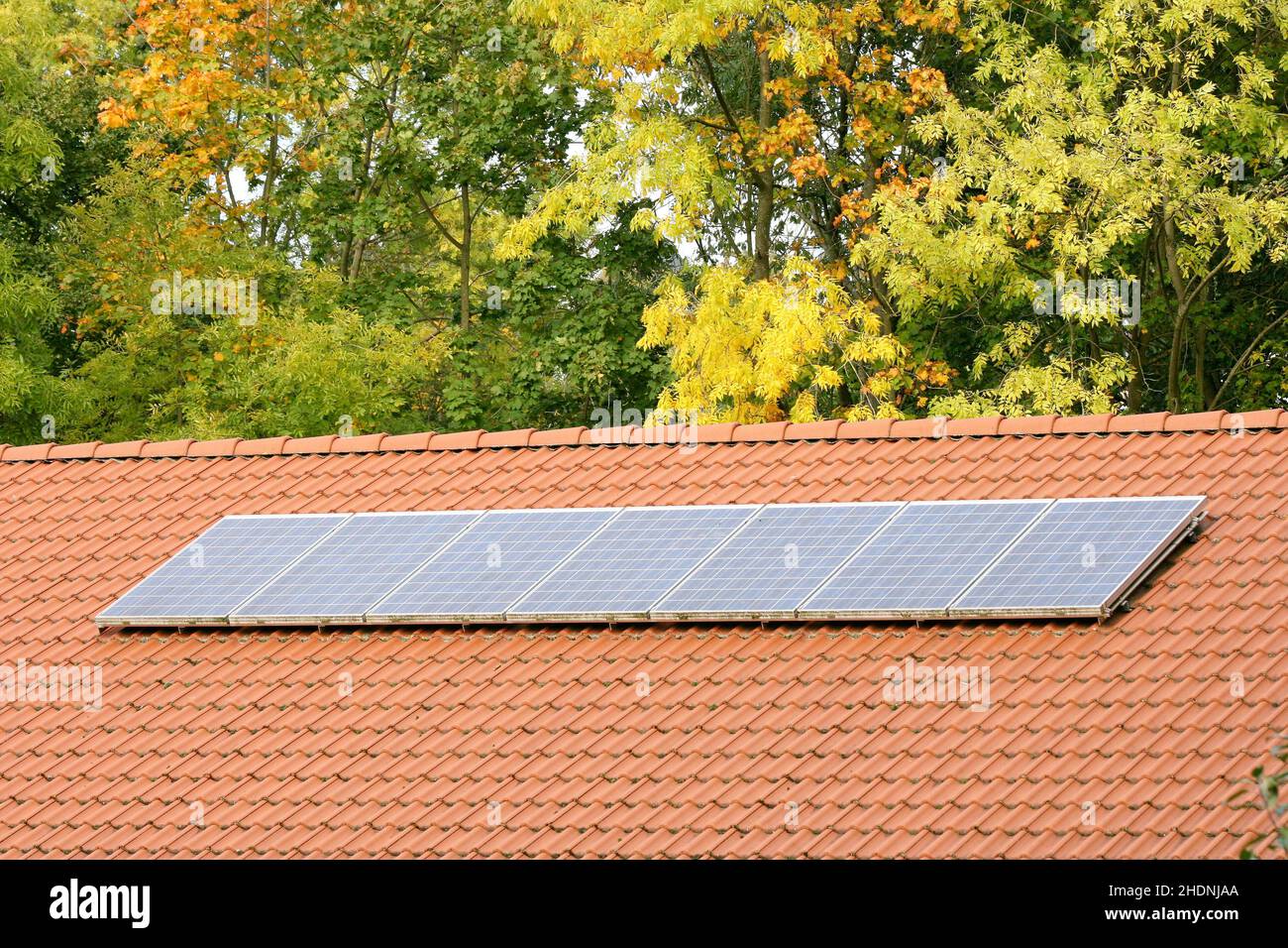 Solardach system -Fotos und -Bildmaterial in hoher Auflösung – Alamy