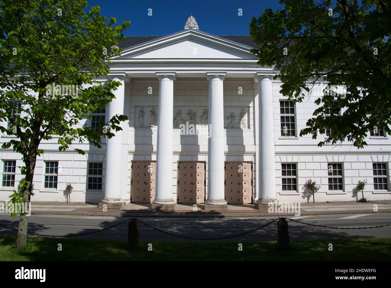 Putbus theater -Fotos und -Bildmaterial in hoher Auflösung – Alamy