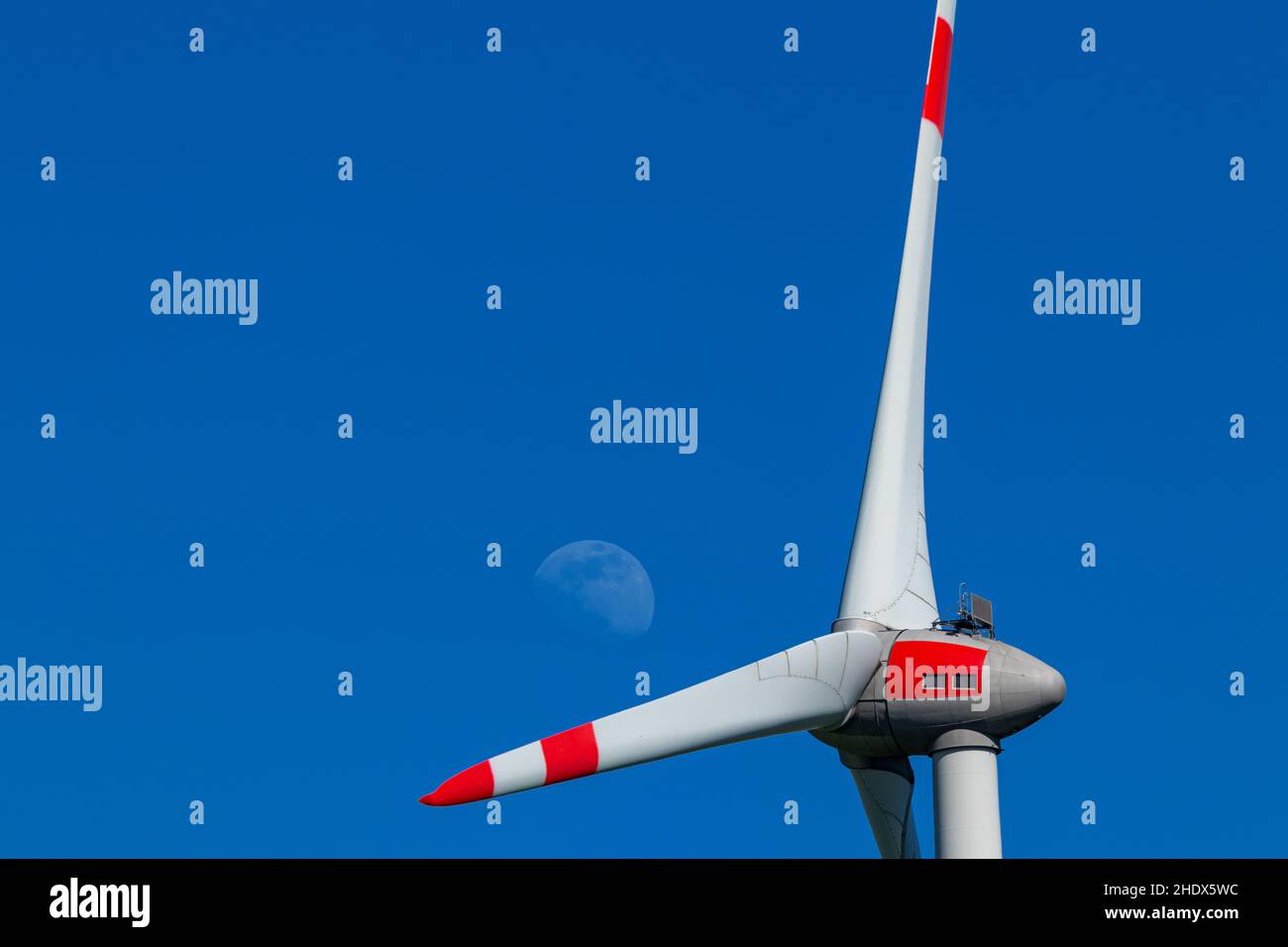 Windrad rotor -Fotos und -Bildmaterial in hoher Auflösung – Alamy
