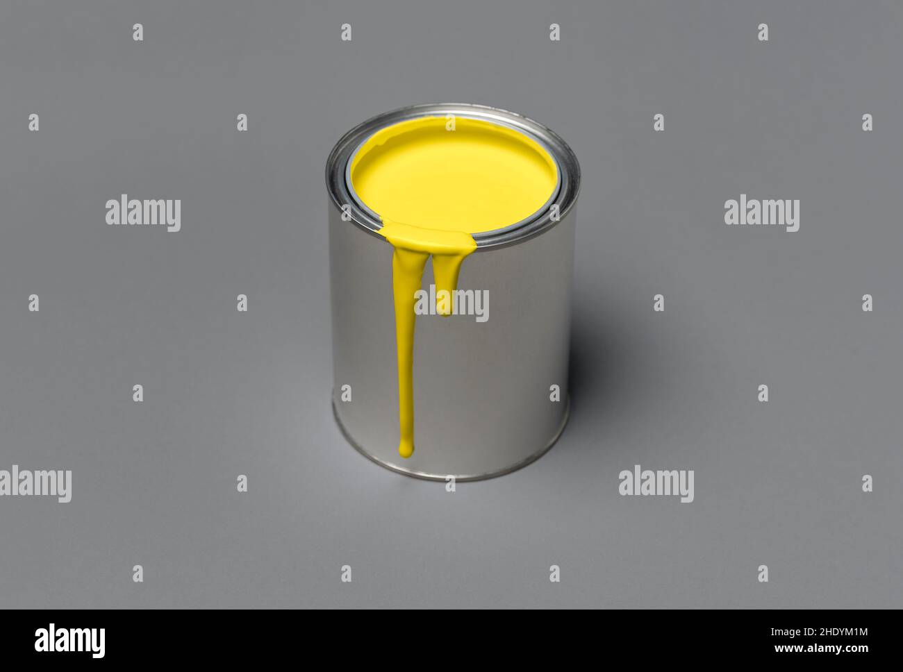 Emaille dosen -Fotos und -Bildmaterial in hoher Auflösung – Alamy