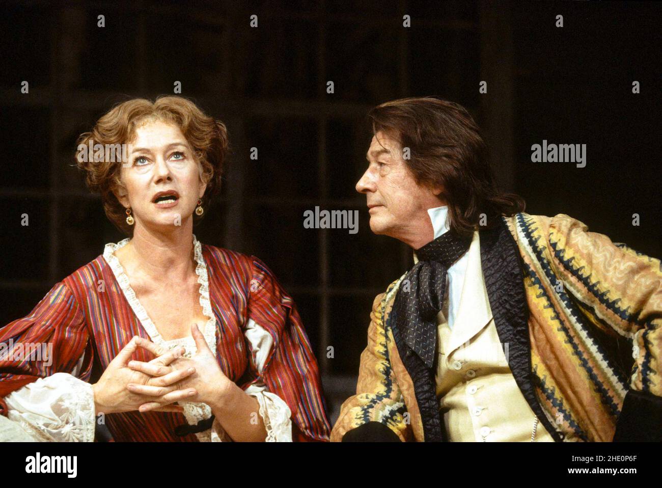Yvonne arnaud theatre -Fotos und -Bildmaterial in hoher Auflösung – Alamy