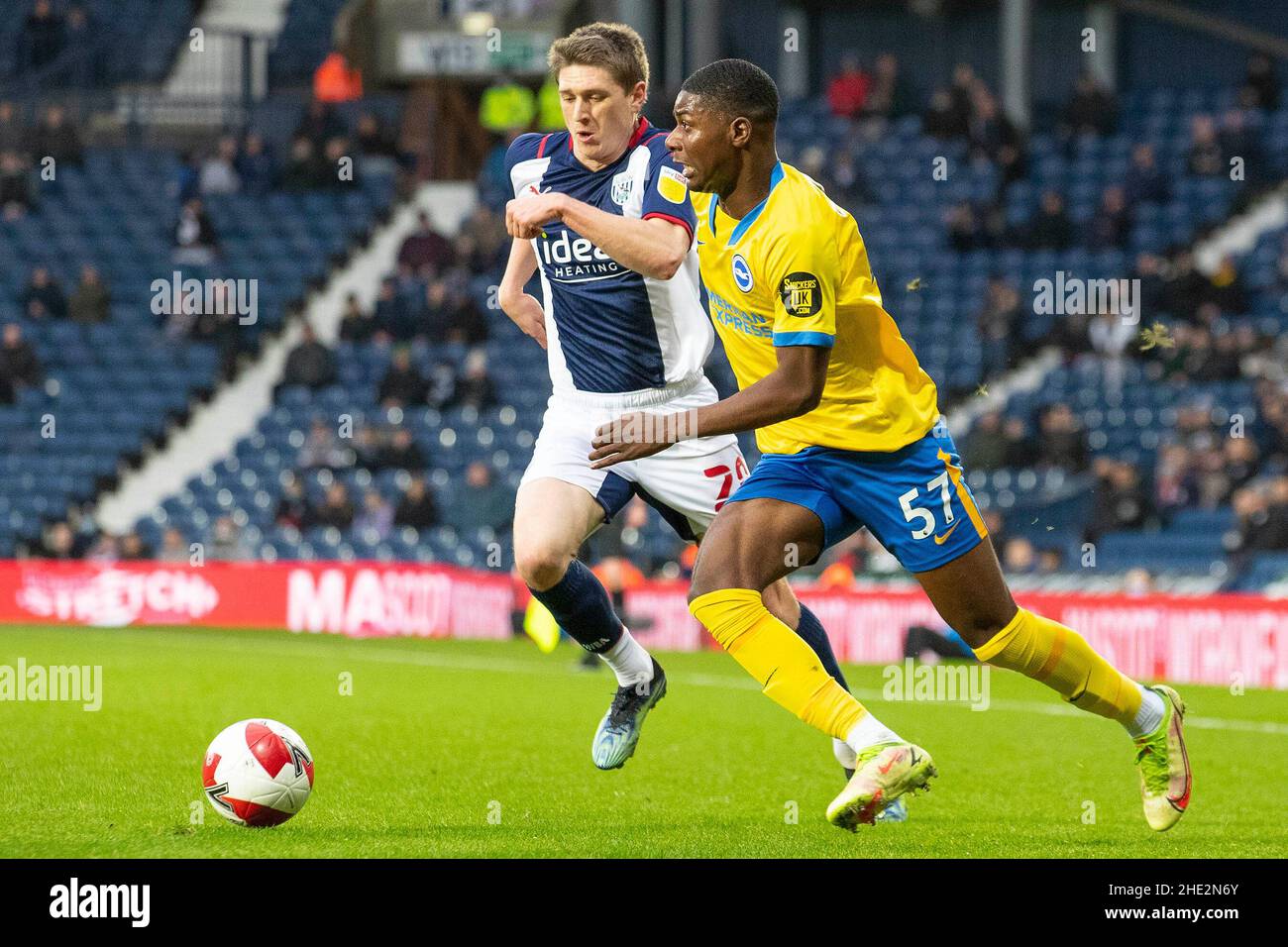 West Bromwich, Großbritannien. 8th. Januar 2022. Odel Offiah von ...