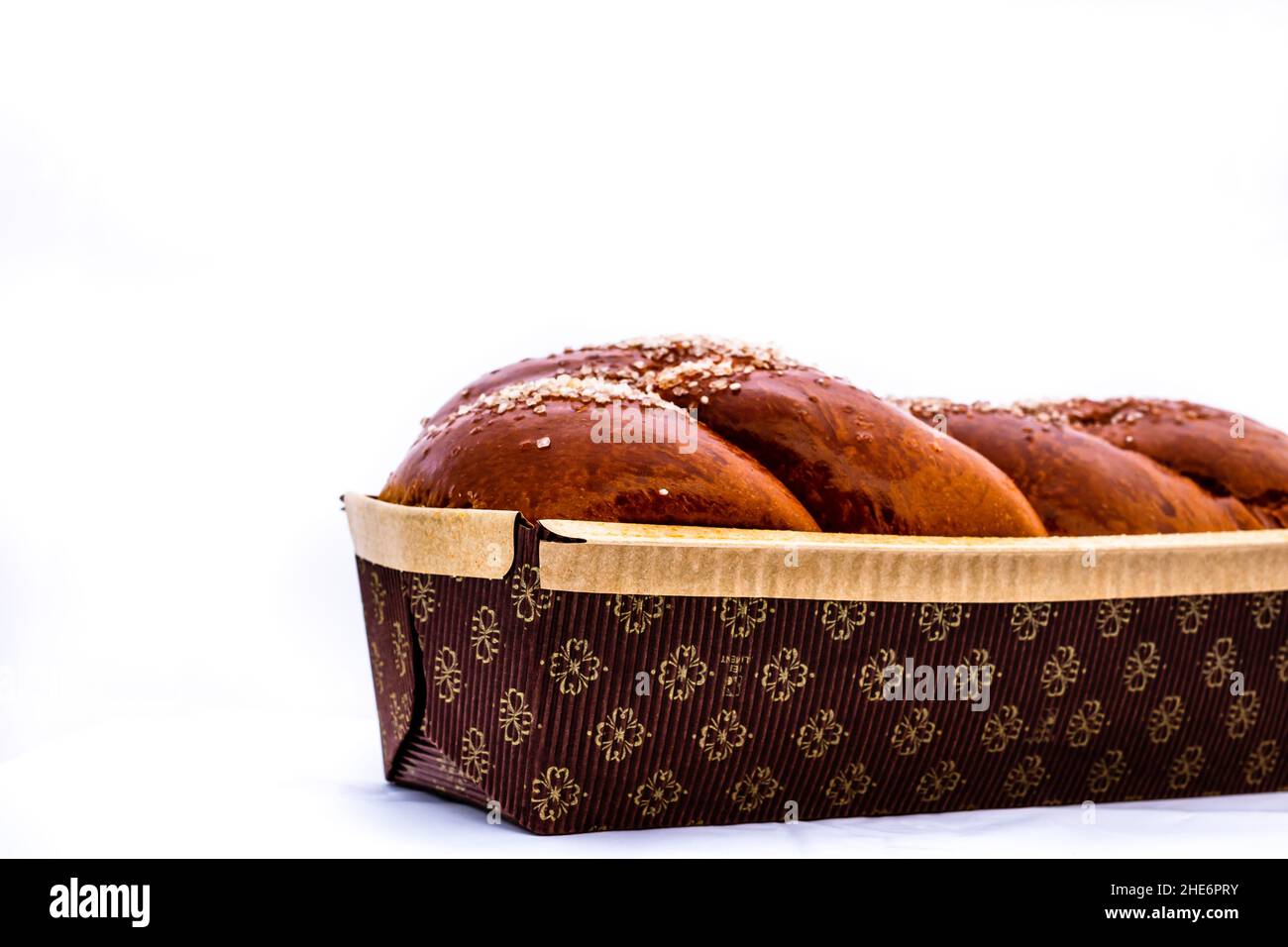 Cozonac, Kozunak oder Babka ist eine Art süßes Sauerbrot, das in ...