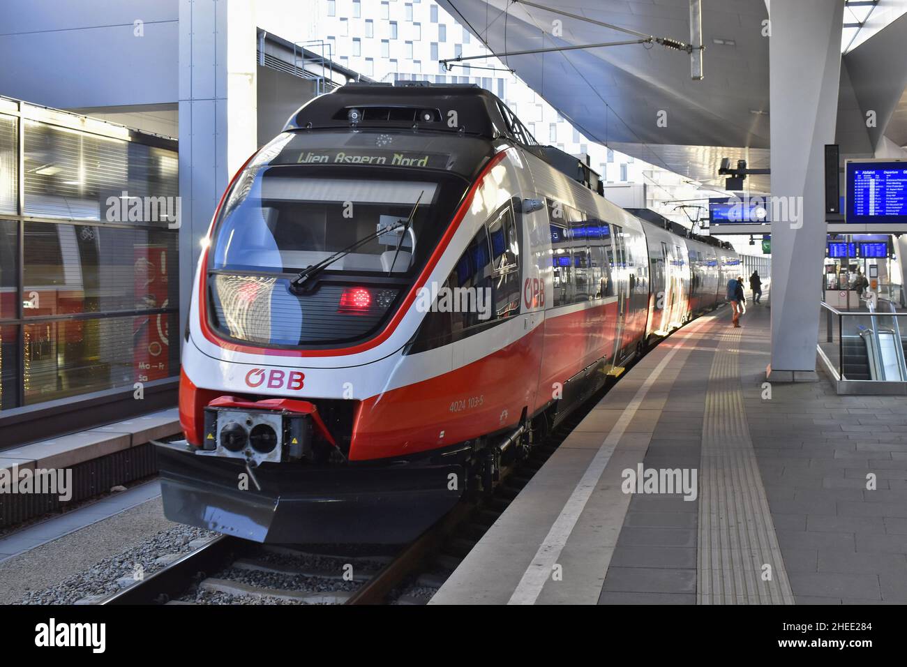 Bahnhof wien hauptbahnhof der österreichischen bahnen obb -Fotos und ...